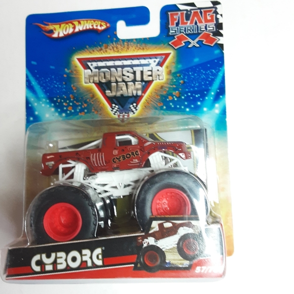 Mattel | Toys | New Hot Wheels Monster Jam Cyborg Truck 20 164 Flag ...